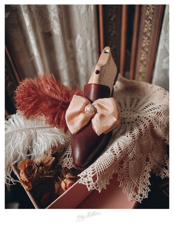 'Aurora in the Boudoir' Print – VICKY D'INCECCO